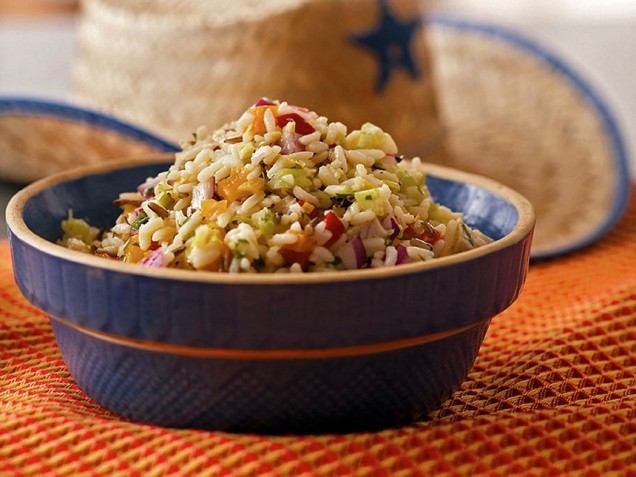 Salata sa rižom, puretinom i sirom | Kuhar.ba - hrana, recepti, zdravlje